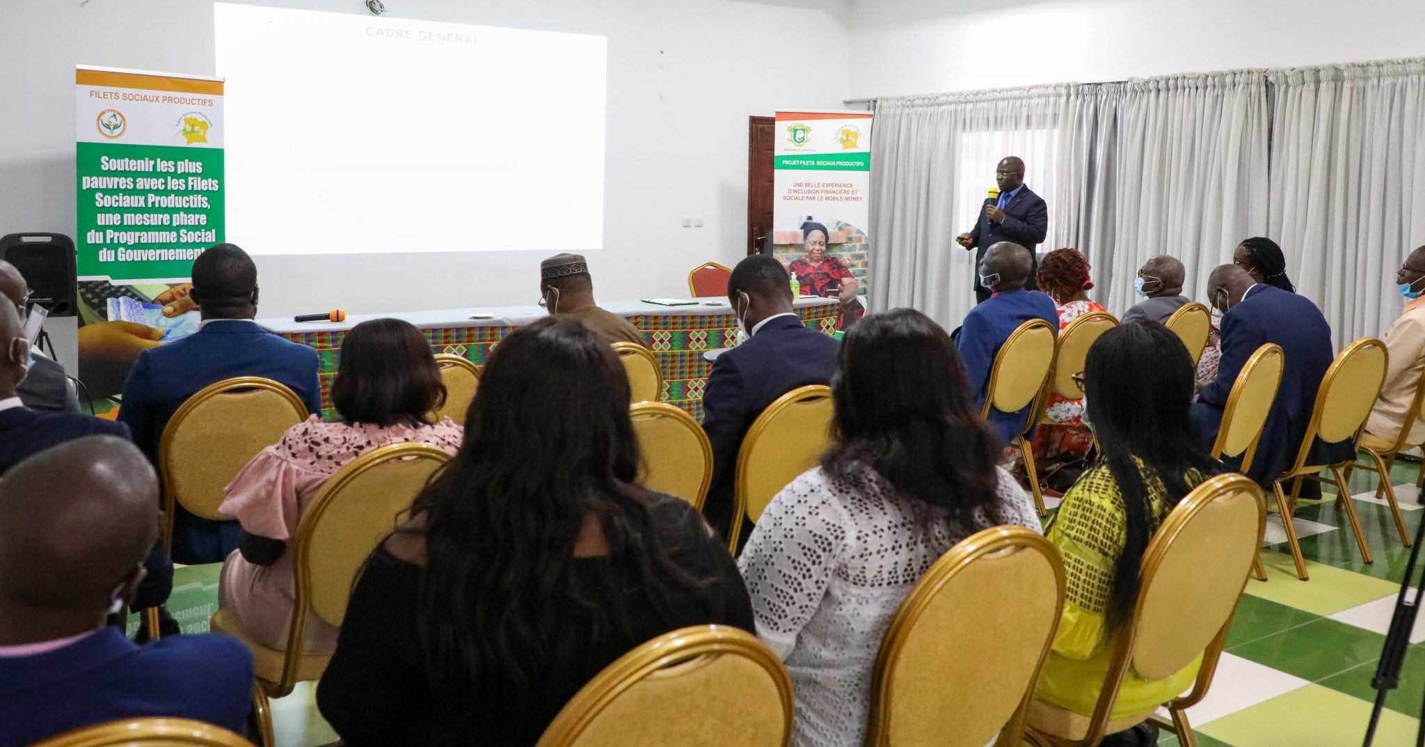 Lutte contre la pauvreté : l’Etat de Côte d’Ivoire veut se doter d’un programme multisectoriel d ...